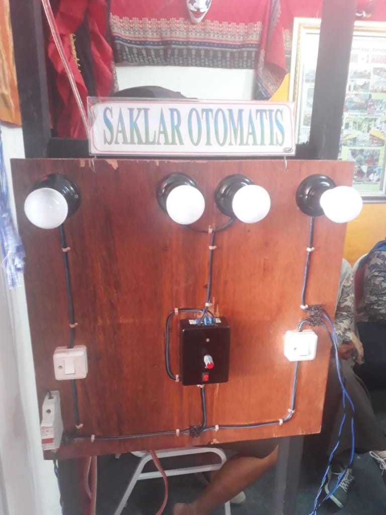 Inovasi Saklar Otomatis – SMK PGRI 1 KEDIRI
